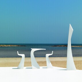 Buy Vondom furniture online | AmbienteDirect
