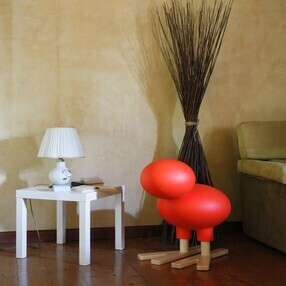 Eero Aarnio | Möbel, Leuchten und Accessoires | AmbienteDirect