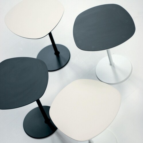 Moroso Bloomy Side Table | AmbienteDirect